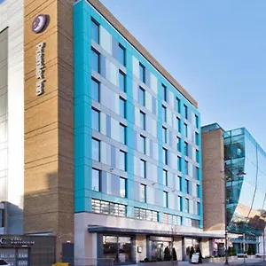 PREMIER INN LONDON WIMBLEDON - BROADWAY, LONDON